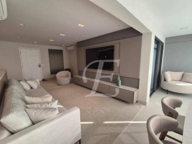 Apartamento Mobiliado com 3 dormitórios à venda, 123 m² por R$ 3.300.000 Oka Mamoré Barueri/SP