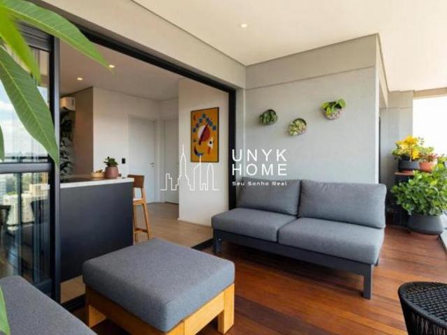 Apartamento Mobiliado com 3 dormitórios em Pinheiros