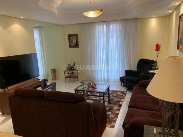 Apartamento mobiliado com 3 dormitórios, sendo 1 suíte, no bairro Petrópolis COD: 21587