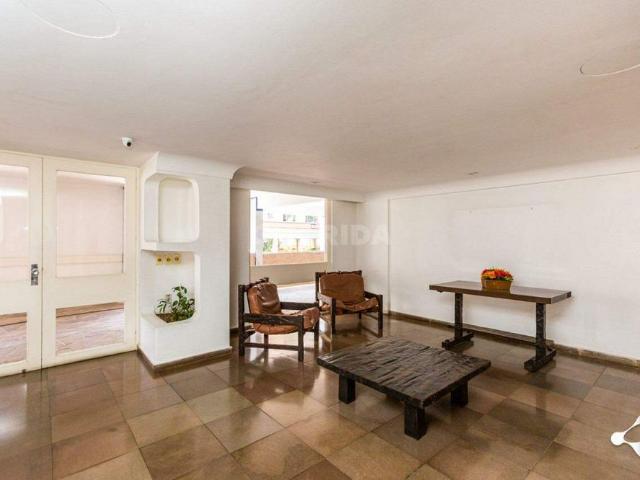 Apartamento mobiliado com 3 dormitórios para alugar no bairro Boa Vista. COD: 18774