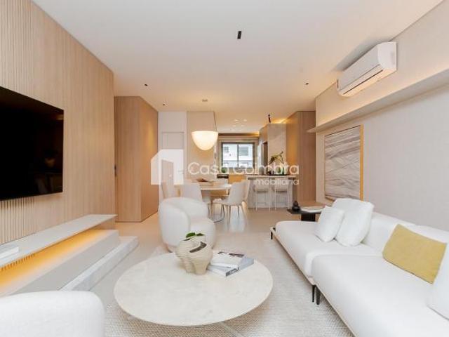 Apartamento mobiliado com 3 suítes e 2 vagas no Bi