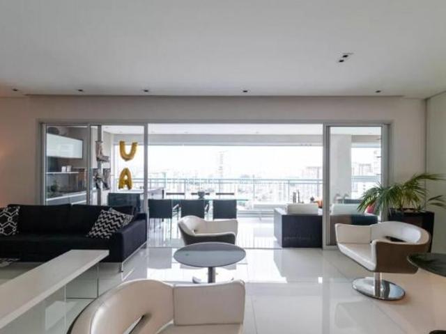 Apartamento Mobiliado com 3 suítes e Vareanda Gourmet