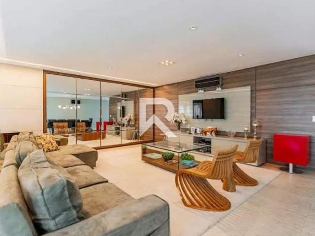 Apartamento Mobiliado com 3 Suítes para Locação, 228m², Face Norte e 4 Vagas, no Ecoville