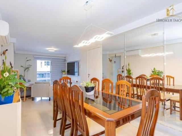 Apartamento MOBILIADO com 3 quartos à venda, 108 m² por R$ 950.000 Cabral Curitiba/PR