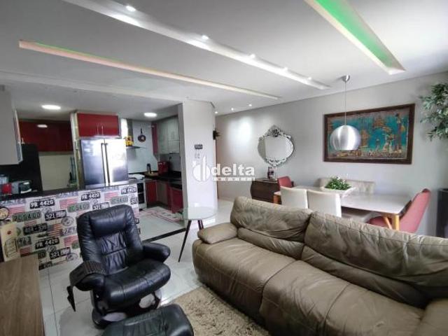 Apartamento mobiliado com 3 quartos sendo 2 suítes disponível para locação e venda no bairro Santa M