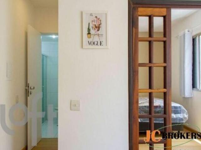 Apartamento Mobiliado com 42 m², 1 dormitório e 1 vaga de garagem