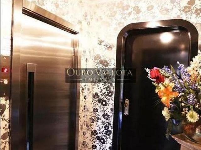 Apartamento MOBILIADO com 4 dormitórios AP 200738V