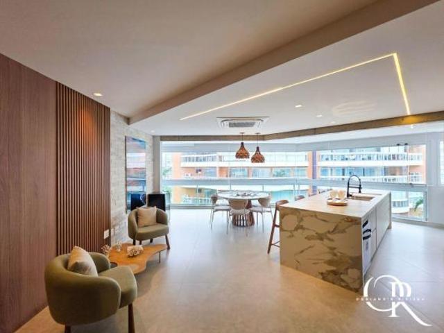 Apartamento mobiliado com 4 suítes e lazer completo no Módulo 7 da Riviera de São Lourenço
