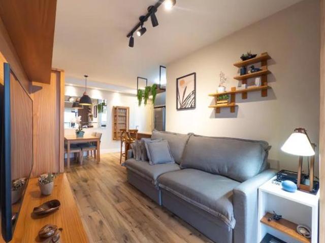 Apartamento Mobiliado com 67 m², com 2 dormitórios, 1 vaga na Vila Mascote