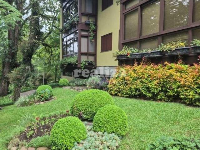 APARTAMENTO MOBILIADO CENTRO DE GRAMADO