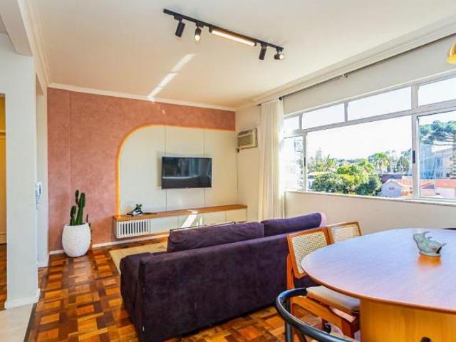 Apartamento mobiliado churrasqueira 91m² São Francisco – 3 Quartos, 1 suíte, 2 banheiros, 1 vaga