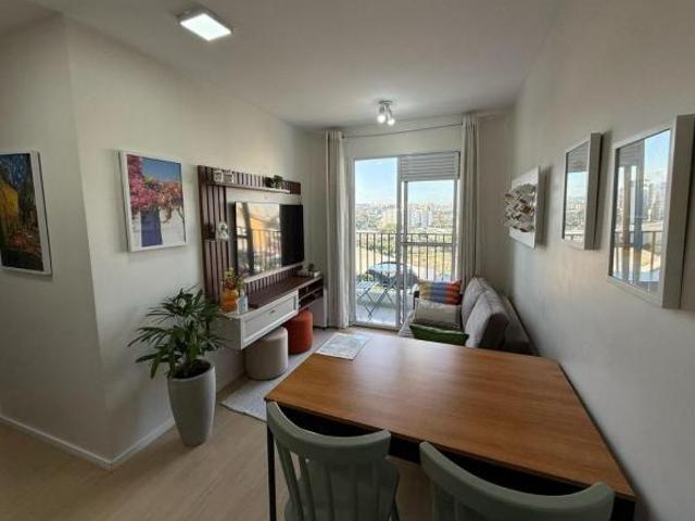 Apartamento mobiliado a 400 metros do metro Barra Funda