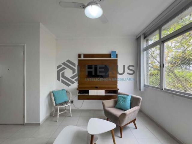 Apartamento mobiliado a uma quadra da Praia das Pitangueiras, Guaruja