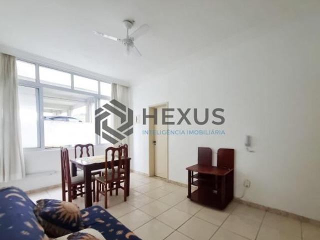 Apartamento mobiliado a uma quadra da Praia das Pitangueiras, Guaruja