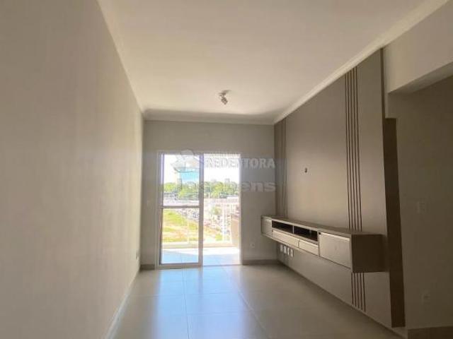 Apartamento mobiliado a venda