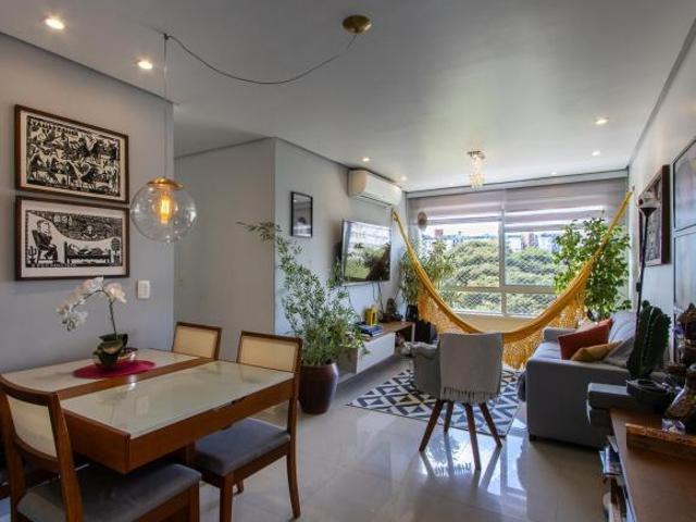 Apartamento MOBILIADO à venda 2 dormitórios, suíte Vista perene