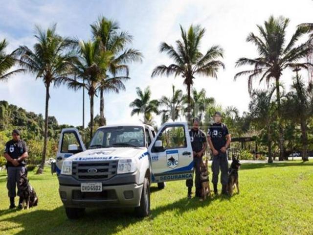 Apartamento Mobiliado à Venda 2 Dormitórios 1 Suíte, 2 Vagas Condomínio Completo e Segurança 2