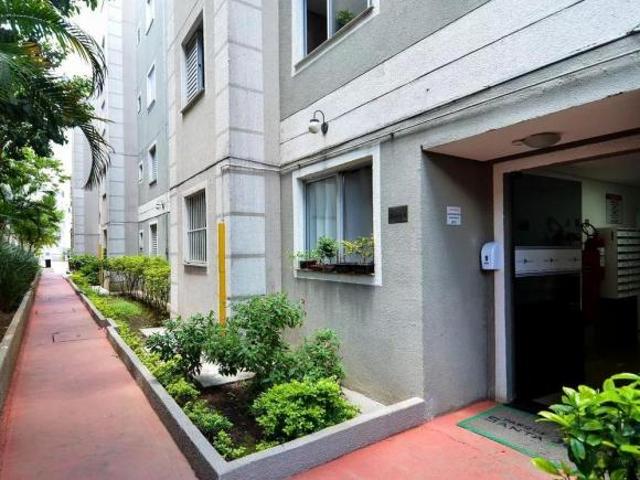 Apartamento Mobiliado à Venda com 2 Quartos e 44m² Porteira Fechada