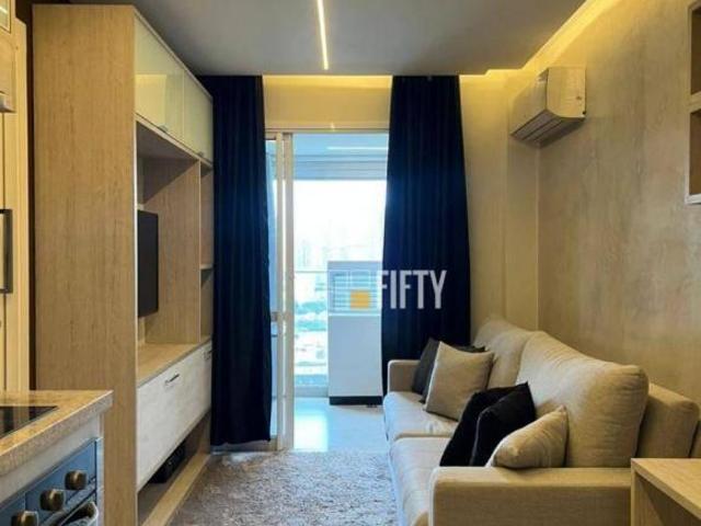 Apartamento mobiliado à venda, com 43m², 1 suíte e 1 vaga Brooklin SP