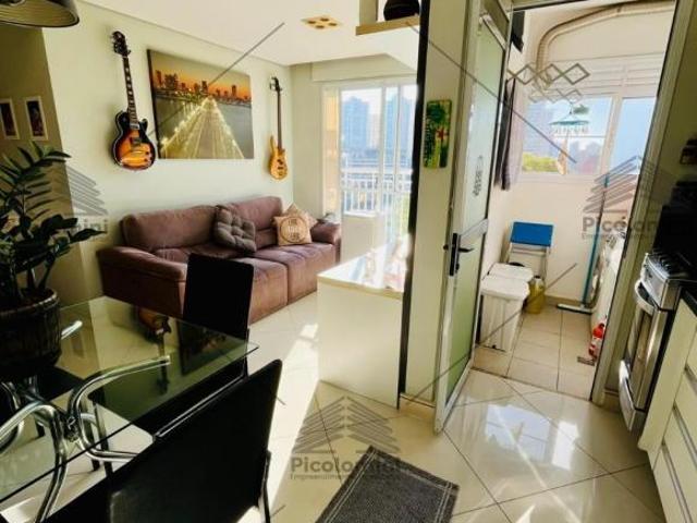 Apartamento Mobiliado a Venda com 48m² na Vila Andrade, 2 dormitórios, sala com cozinha integrada, 1