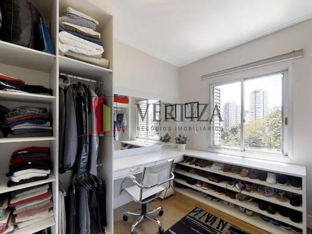 Apartamento MOBILIADO à venda com 93m² na Vila Olímpia