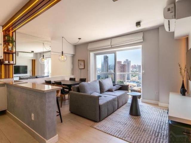 Apartamento mobiliado a venda e para alugar no Cambuí em Campinas/SP