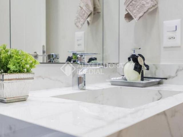 Apartamento Mobiliado a Venda em Torres