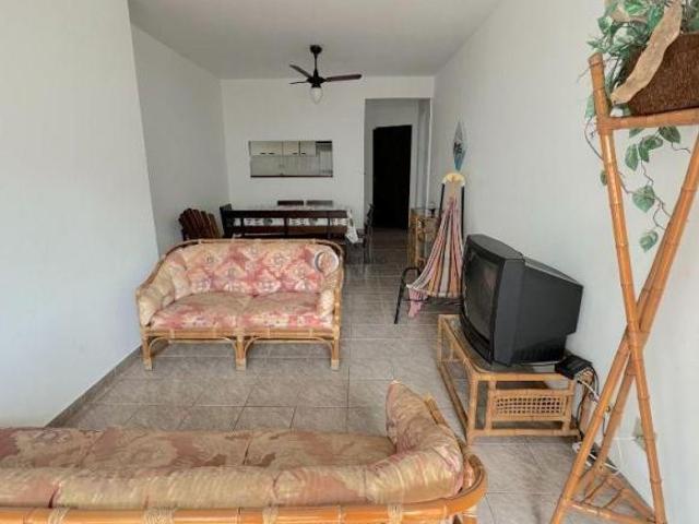 Apartamento Mobiliado à Venda em Guarujá Enseada, com Sacada e El
