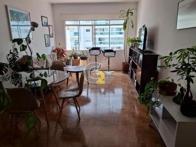 Apartamento mobiliado à venda em Perdizes com 2 quartos, sem vaga