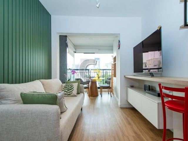 Apartamento Mobiliado à venda em Perdizes com 2 quartos, sendo 1 suíte e 1 vaga