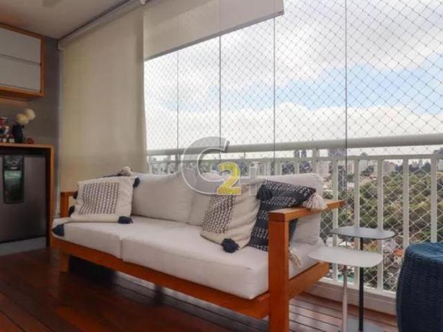 Apartamento mobiliado à venda em Pinheiros, 3 quartos, 1 suíte e 2 vagas de garagem