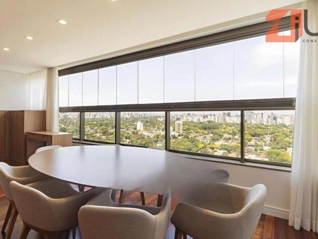 Apartamento mobiliado à venda em Pinheiros 67m², 1 suíte em Pinheiros,próximo às estações de metrô F