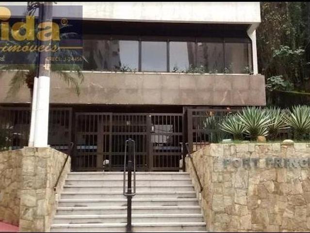Apartamento Mobiliado à Venda em Pitangueiras Guarujá 220m²