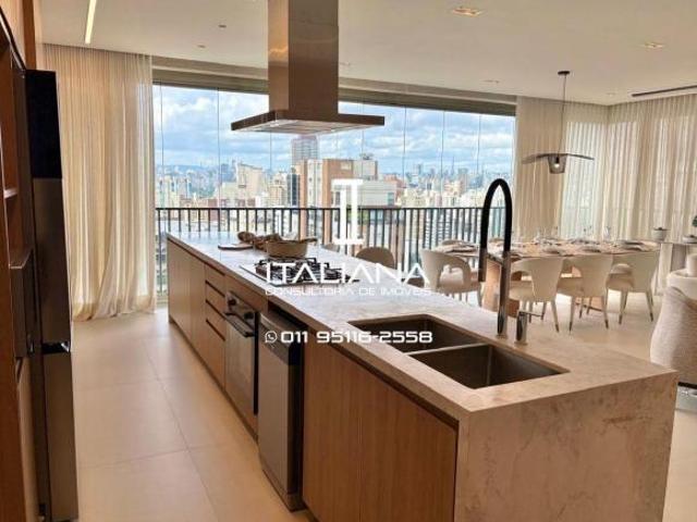 Apartamento Mobiliado a venda Itaim Bibi 3 Suítes e 3 Vagas Imobiliária Italiana Consultoria