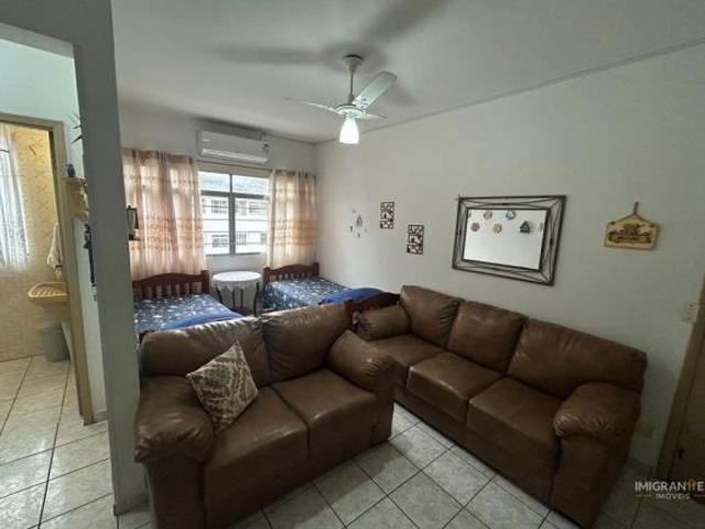 Apartamento mobiliado à venda na Tupi, em Praia Grande SP