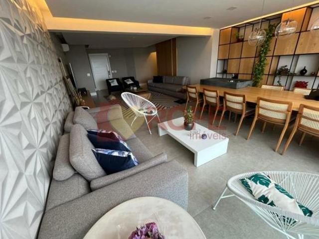 Apartamento MOBILIADO à venda na Vila Mascote, com 165m², 3 suítes, 3 vagas + depósito