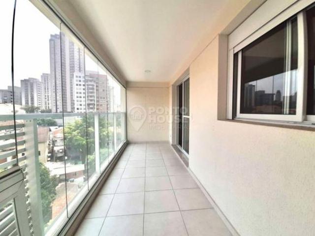 Apartamento mobiliado à venda na Vila Mariana com 1 dormitório e 1 vaga