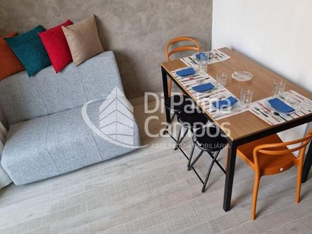 Apartamento mobiliado à venda na Vila Mariana, próximo ao metrô