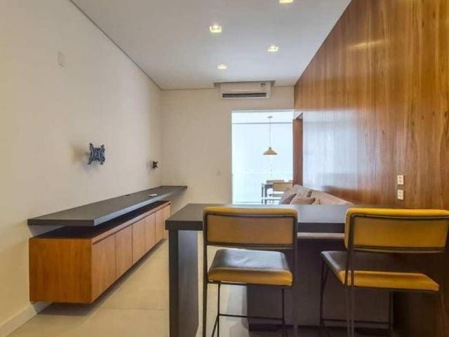 Apartamento mobiliado à venda na Vila Olímpia | 61 m² | Porteira Fechada | 1 suíte | 1 vaga