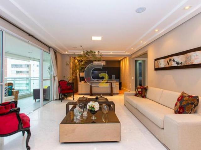 Apartamento mobiliado à venda na Vila Romana, 4 quartos, 3 suítes, 3 vagas de garagem