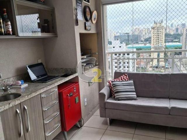 Apartamento mobiliado à venda na Barra Funda com 3 quartos, sendo 1 suíte e 2 vagas