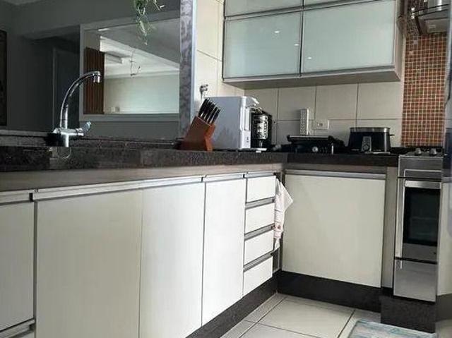 Apartamento mobiliado à venda na Mirim, em Praia Grande SP
