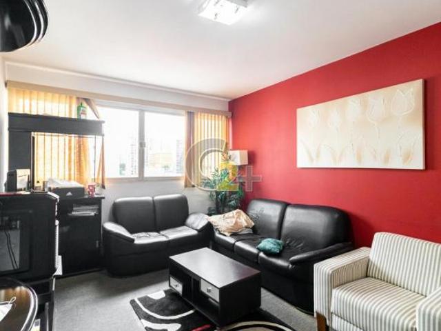 Apartamento mobiliado à venda na Pompéia com 2 quartos, sem vaga