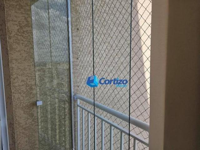Apartamento mobiliado à venda no Vista Park em Jundiaí com 2 quartos, planejados, sacada envidraçada