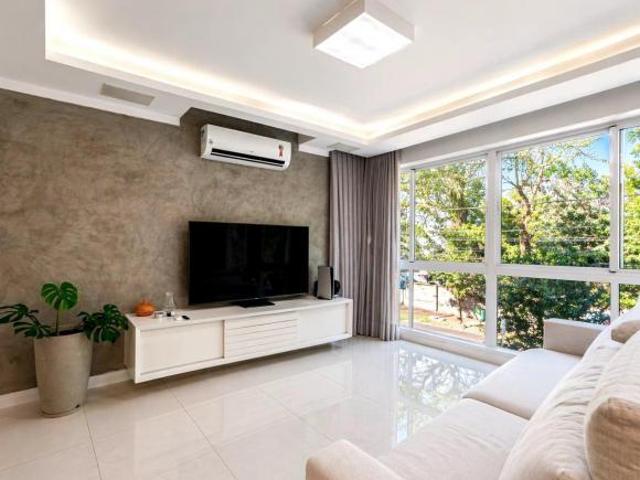 Apartamento mobiliado à venda no Vitrine Residence Menino Deus Port