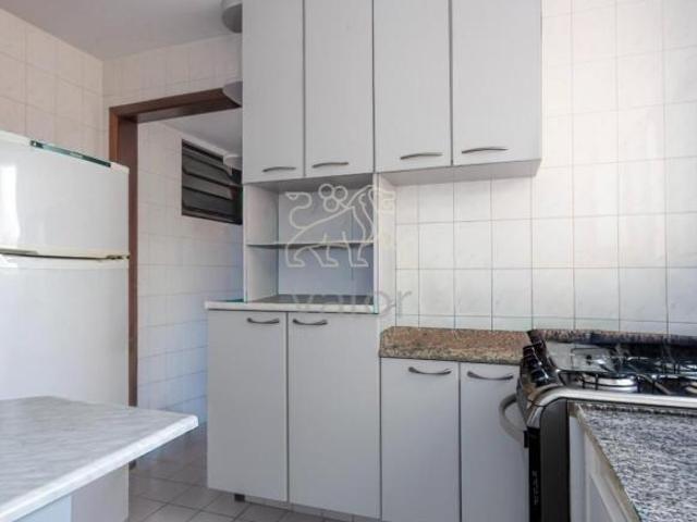 Apartamento mobiliado a venda no Bacacheri com 2 dormitórios