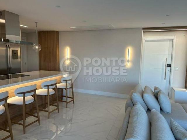 Apartamento mobiliado à venda no bairro do Ipiranga 108 m², 2 suítes e 2 vagas
