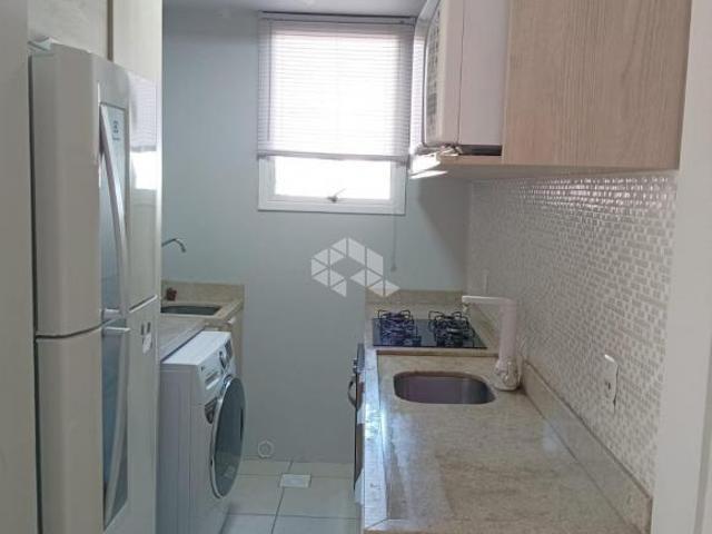 Apartamento mobiliado à venda no bairro Olaria 2 Quartos e 1 Vaga