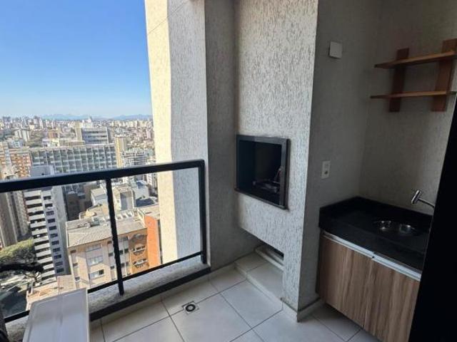 Apartamento mobiliado à venda no Bigorrilho | Condomínio clube | Andar alto com vista