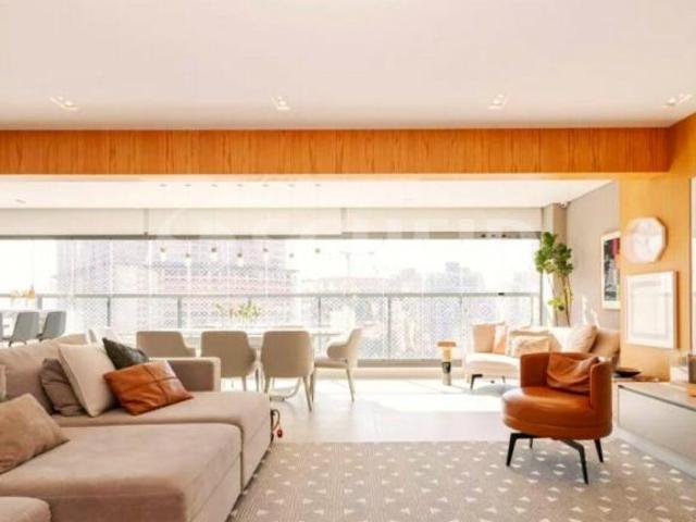 APARTAMENTO MOBILIADO À VENDA NO BROOKLIN